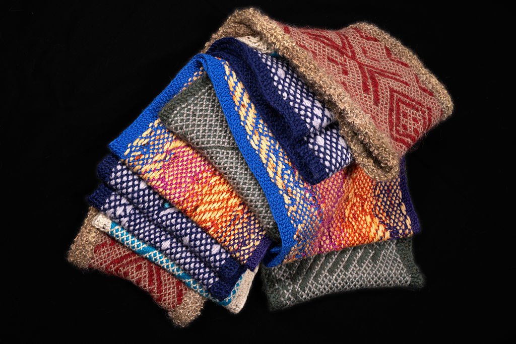 How To Knit Woven Floats Technique - DrummRoll Knitwear